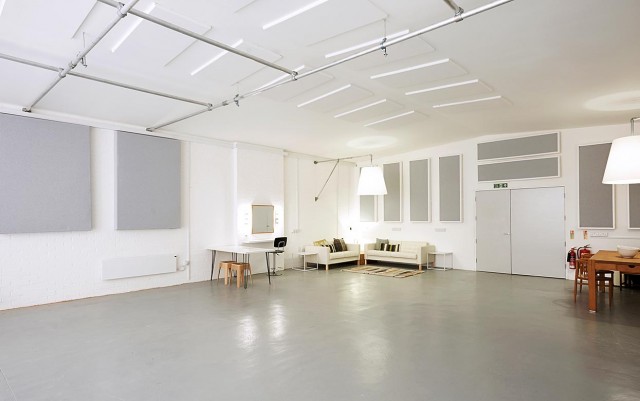 Behind the scenes portfolio [+] Basement Photography & Studio Rental