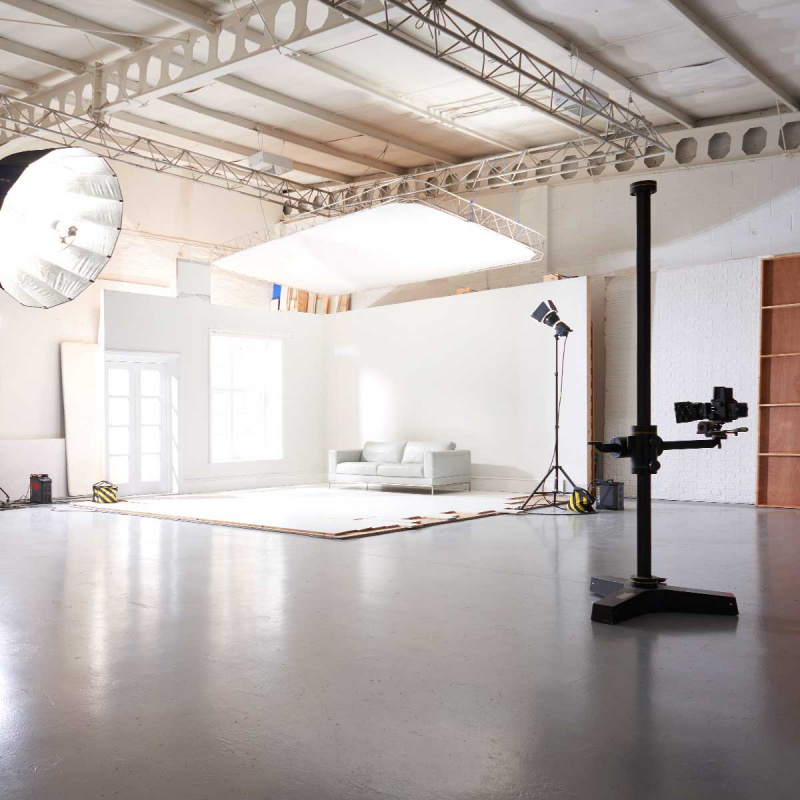 Basement Photography & Fully Equipped Studio Rental