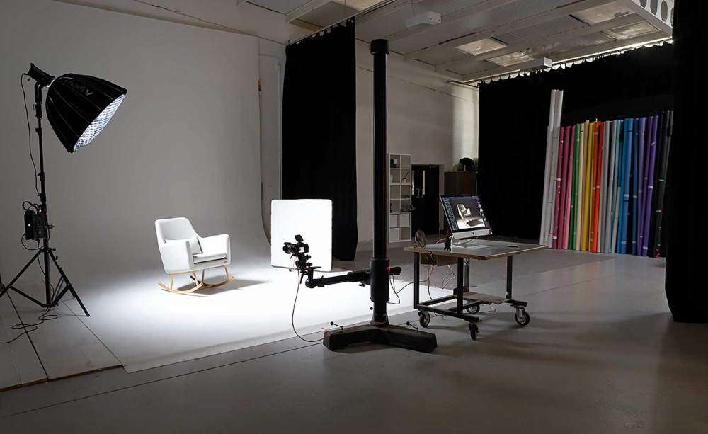 Studio rental for photos and video [+] Basement Photography & Studio Rental