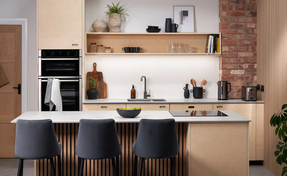 Studio rental for photos and video [+] Basement Photography & Studio Rental